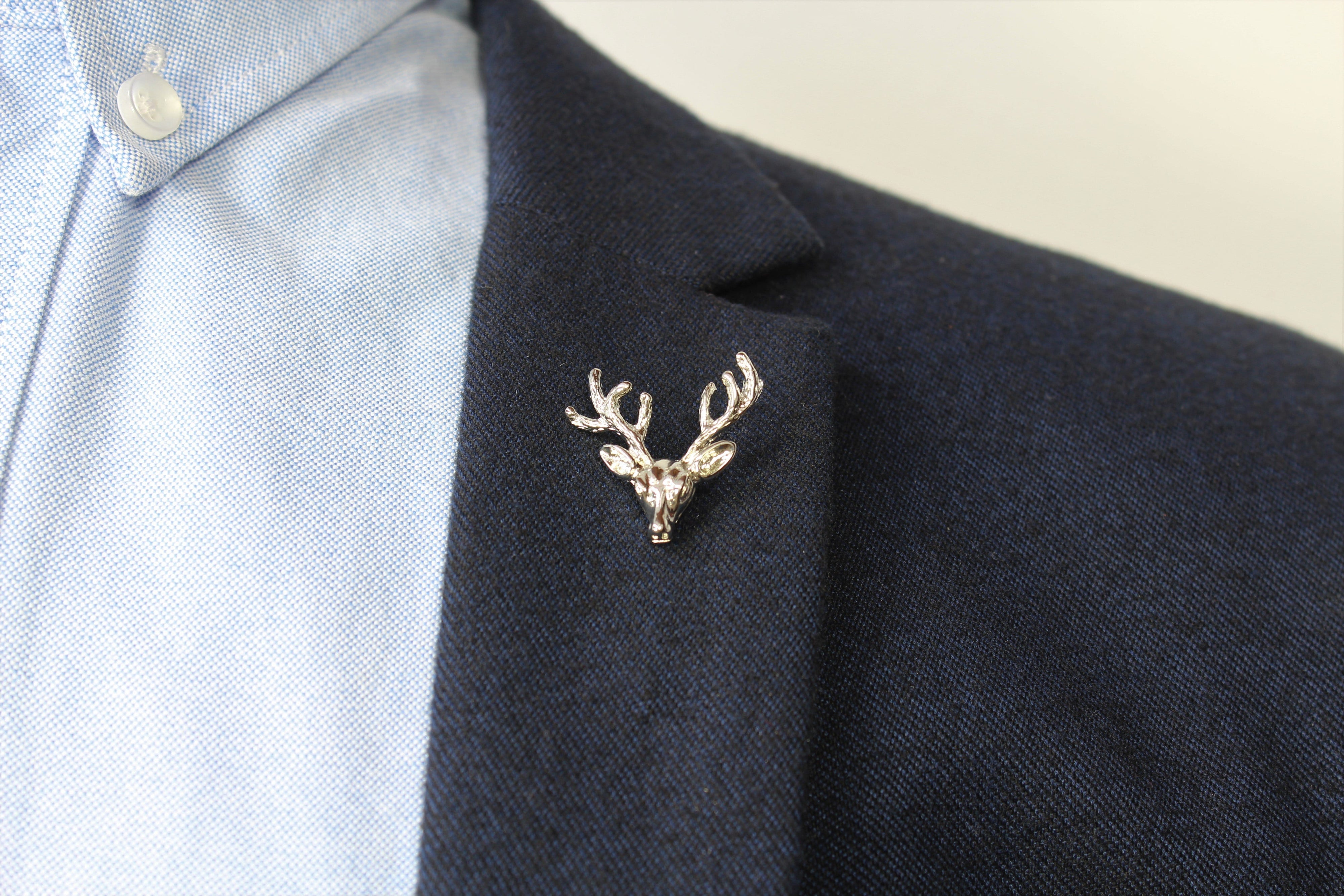 Deer Head Lapel Pin - Stolen Riches
